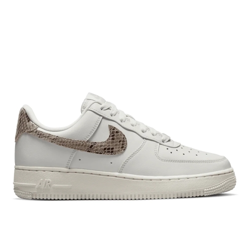 TENIS NIKE AIR FORCE 1 - TENIS NIKE AIR FORCE 1 - NIKE